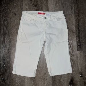 Shorts | Vintage White Jean Jorts With Back Pocket Designs | Poshmark